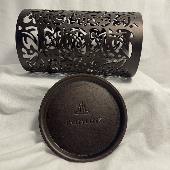 PartyLite | Accents | Partylite Thai Inspiration Pillar Candle Holder ...